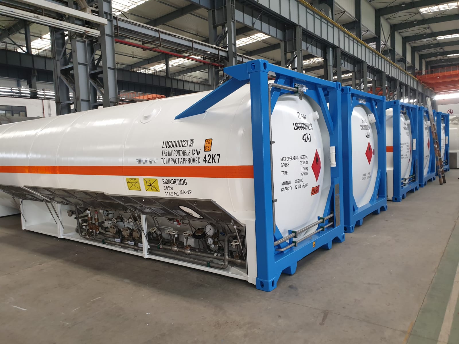 ISO cryogenic tankcontainers available from 8 to 16 bar and 20ft and ...